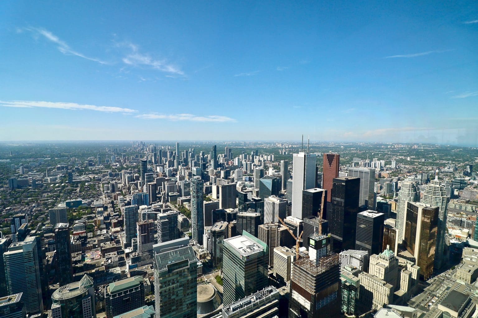 Breathtaking Views: Main Observation Deck vs CN Tower Skypod