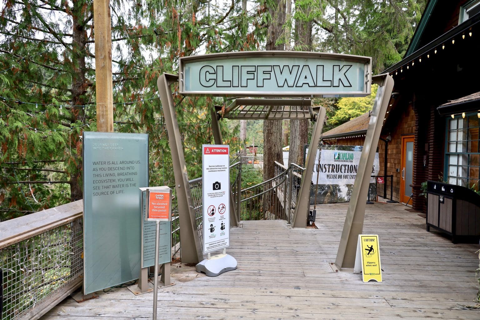 How to Visit the Capilano Suspension Bridge from Vancouver