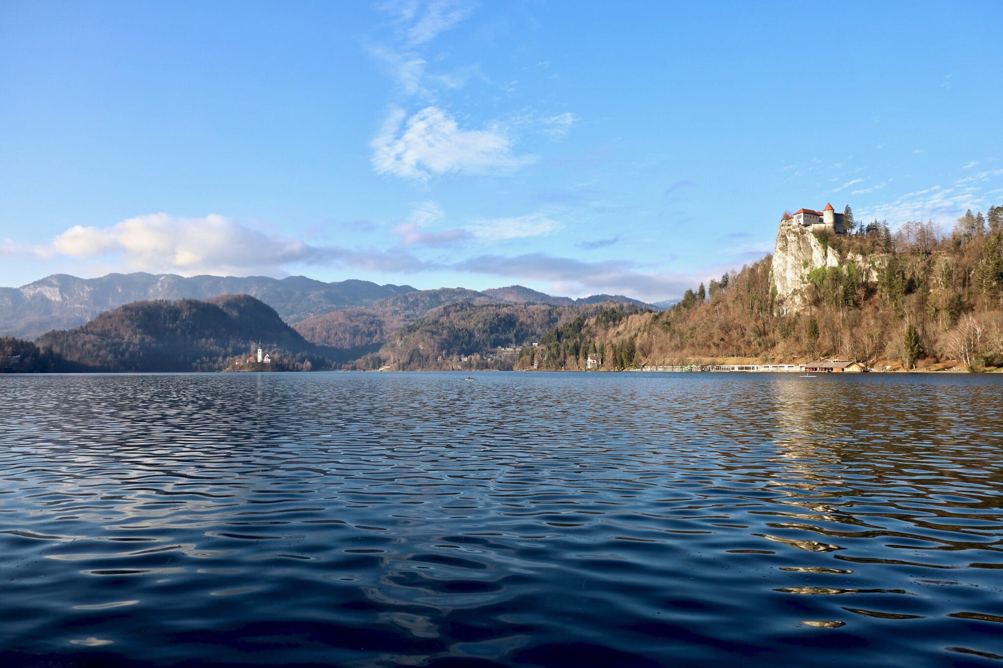 Walk from Lesce-Bled Train Station to Lake Bled: Distance & Time