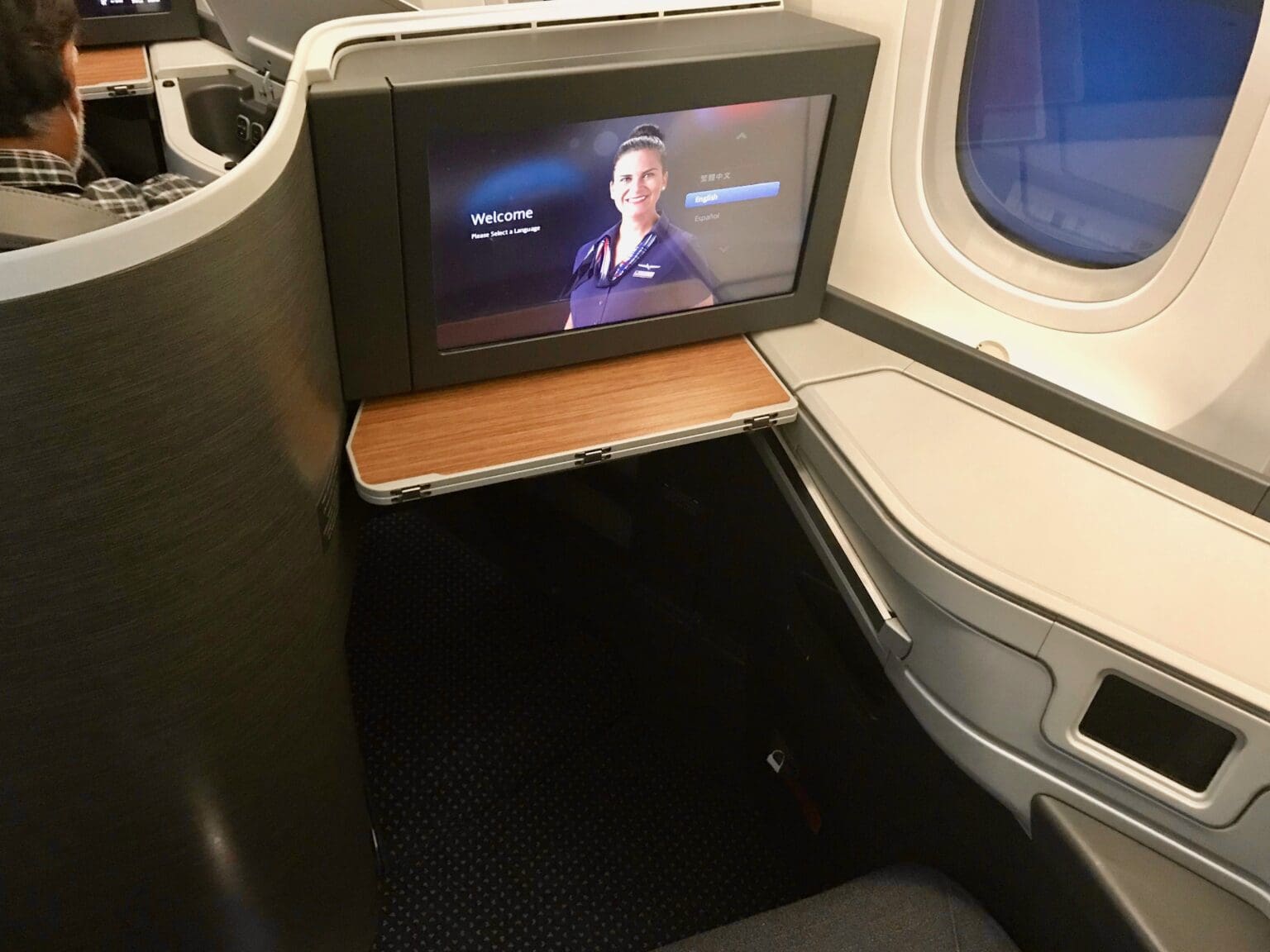 Rare Lie-Flat Business Class Flight from Cancun to DFW