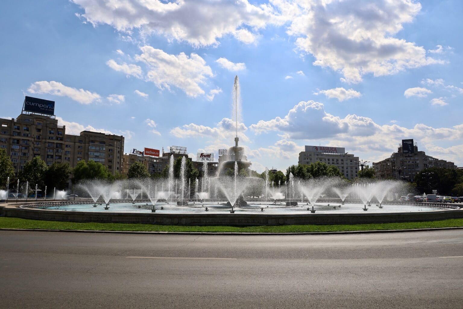 Bucharest Walking Tour – Self-Guided Route by Foot
