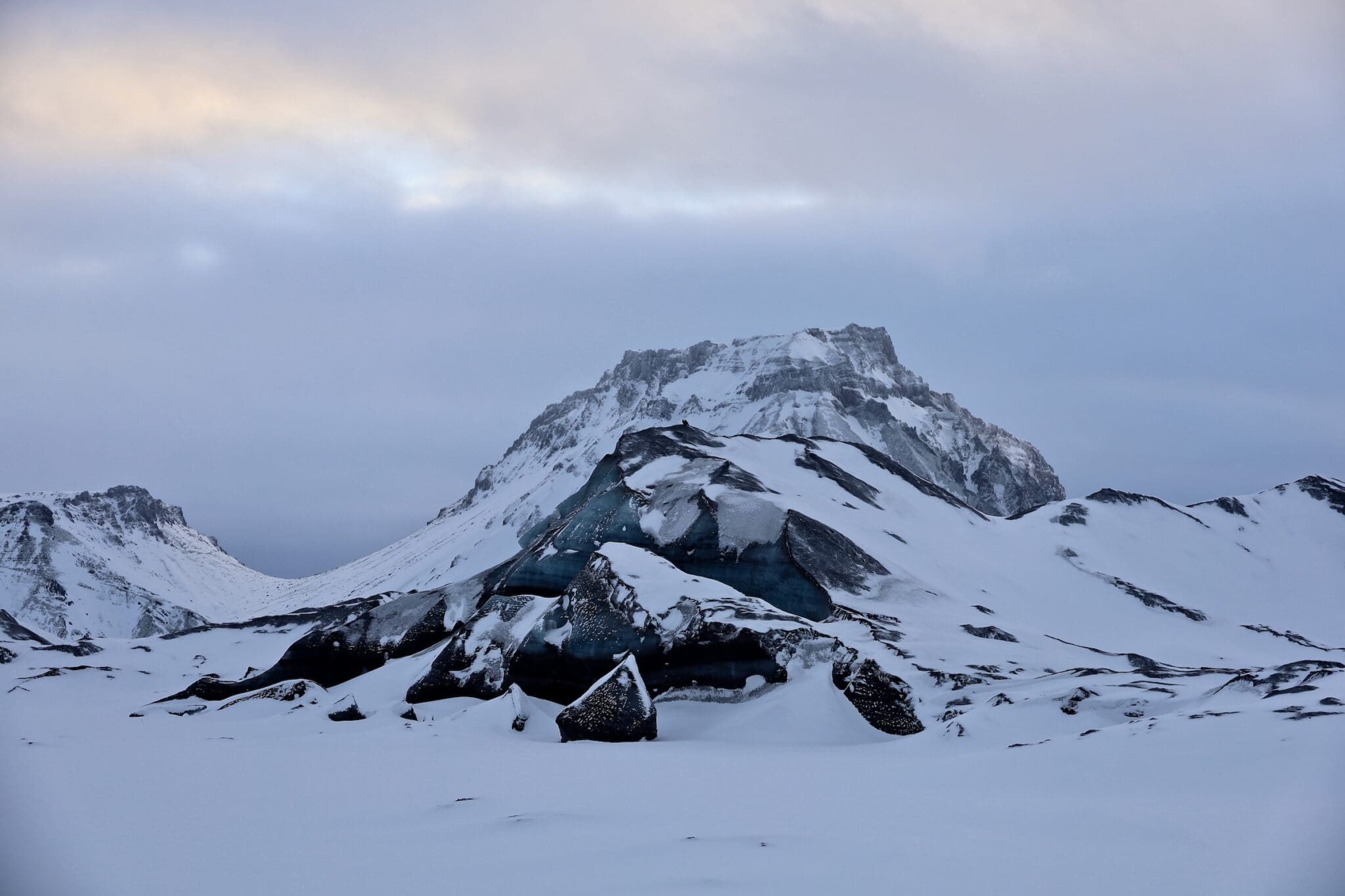Exploring Iceland’s Katla Ice Cave: A Stunning Winter Adventure